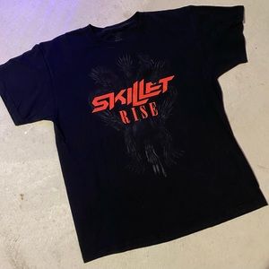 Shirts | Skillet Tshirt | Poshmark
